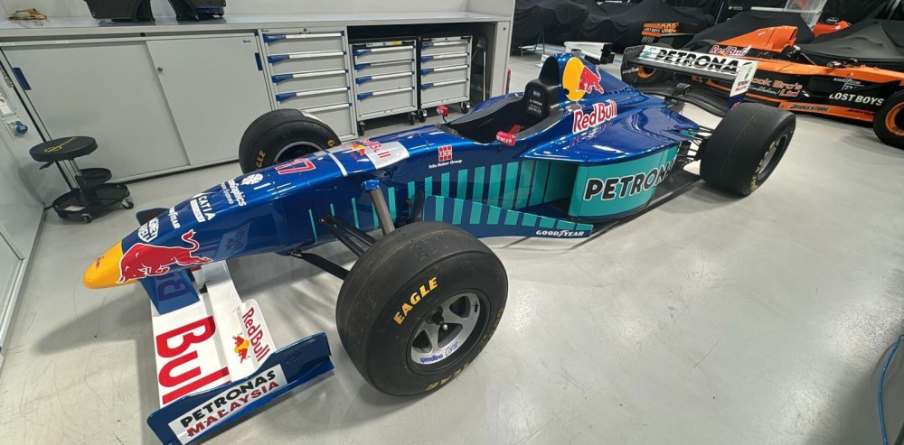 F1: está a la venta el auto de Sauber que utilizó Fontana en 1997 ...
