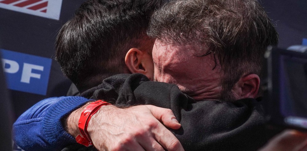 VIDEO: Canapino: “Me emocioné porque la ultima vez que vi a mi papá con ... VIDEO: Canapino: “Me emocioné porque la ultima vez que vi a mi papá con ...