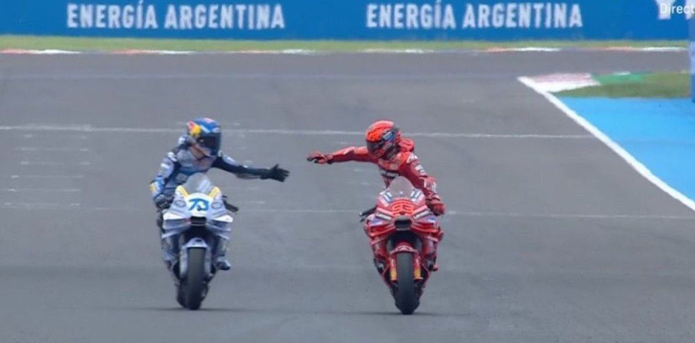 MotoGP: el emocionante festejo de Marc Márquez con su hermano Alex al ...
